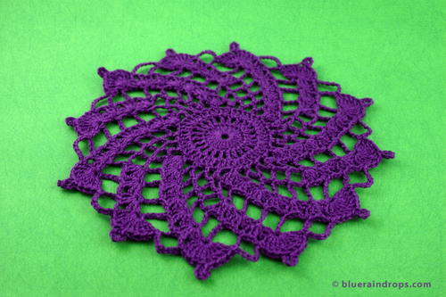 Easy Crochet Spiral Doily | FaveCrafts.com