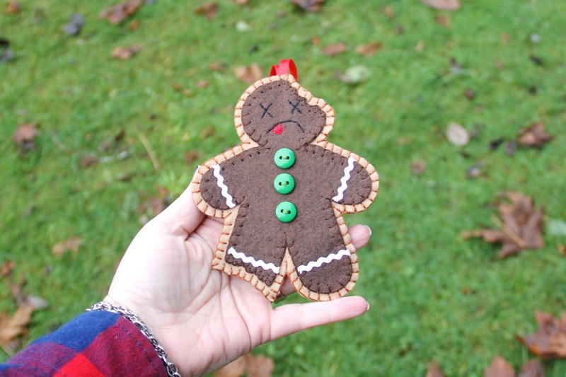 Bitten Gingerbread Man Ornament | DIYIdeaCenter.com