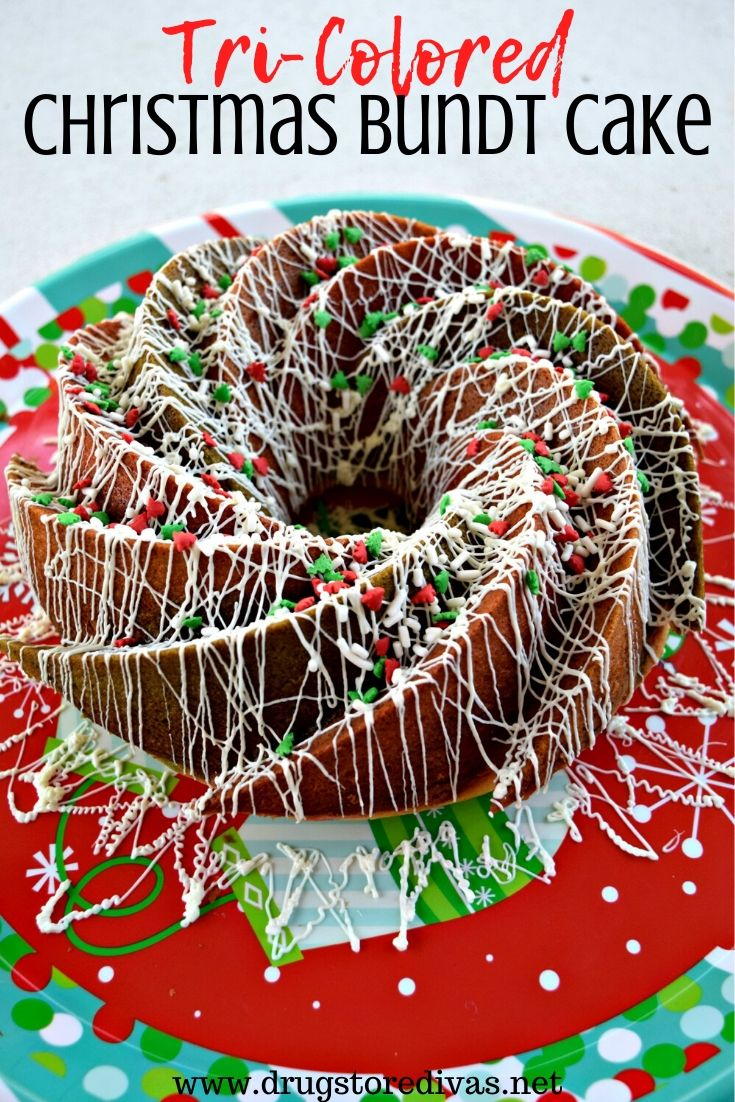 Mini Yule Log Cakes | RecipeLion.com