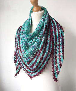 Liath Crescent Shawl | AllFreeCrochet.com
