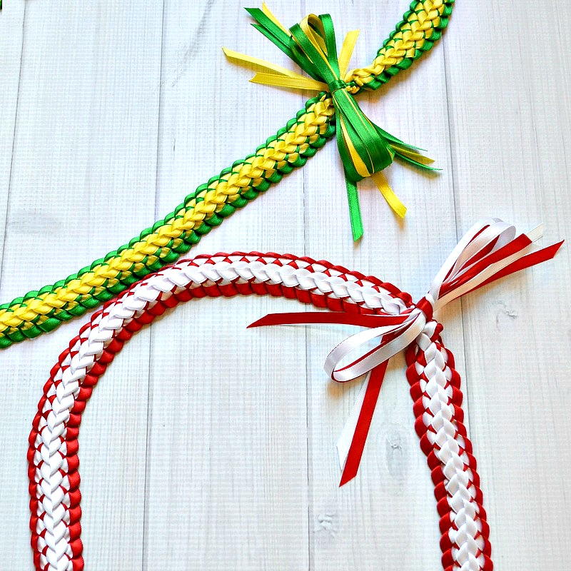 Double Braided Ribbon Lei Tutorial | DIYIdeaCenter.com