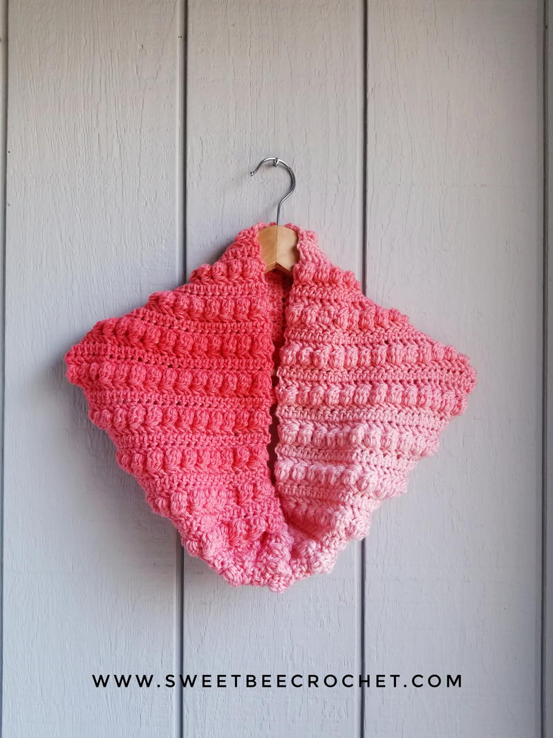 Bobble Row Cowl