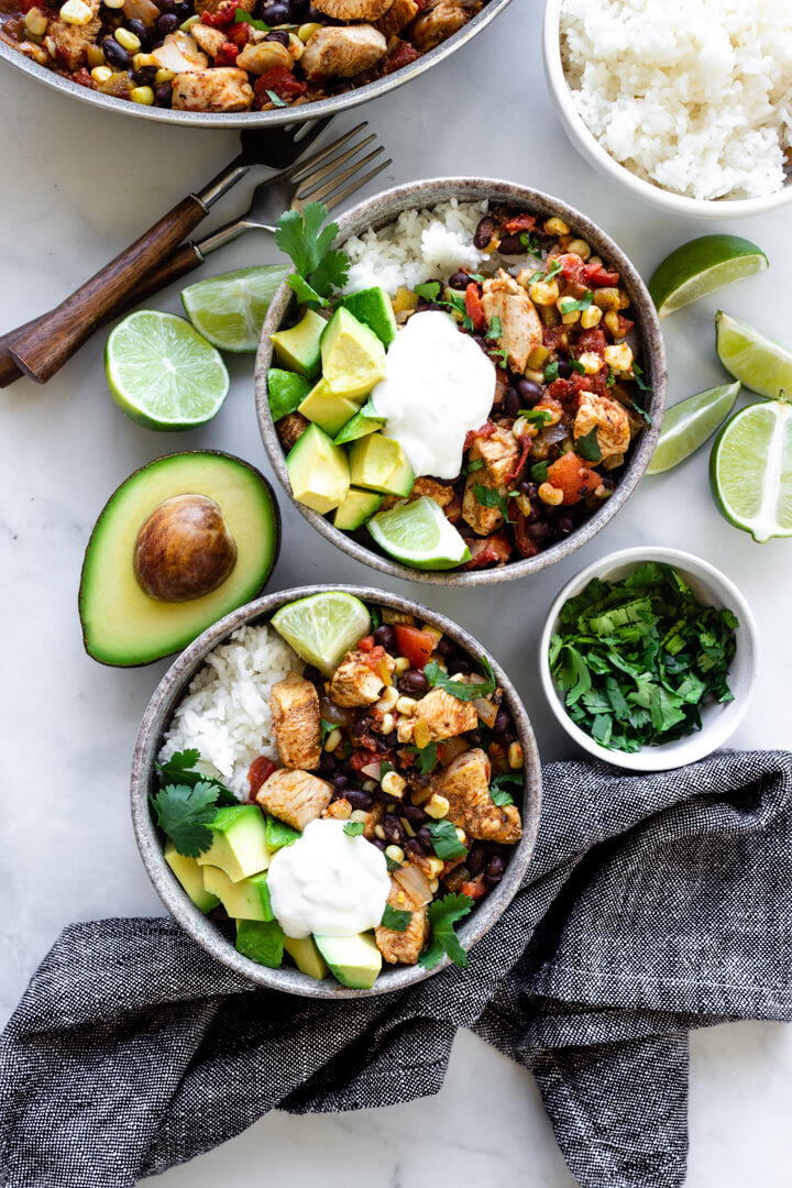 Southwest Chicken Rice Bowl | RecipeLion.com