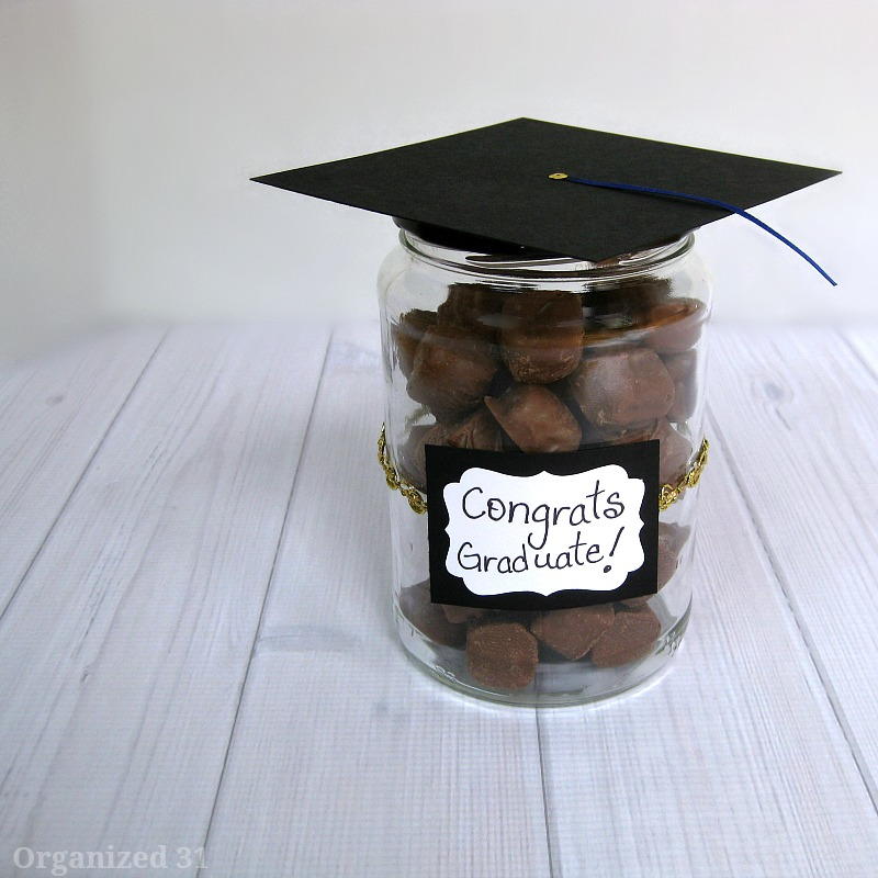 Quick & Easy Graduation Gift | FaveCrafts.com
