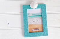 An Easy Photo Frame Craft For Summer Memories | FaveCrafts.com