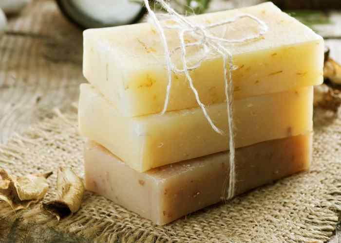 Pumice Gardener's Soap Recipe | DIYIdeaCenter.com
