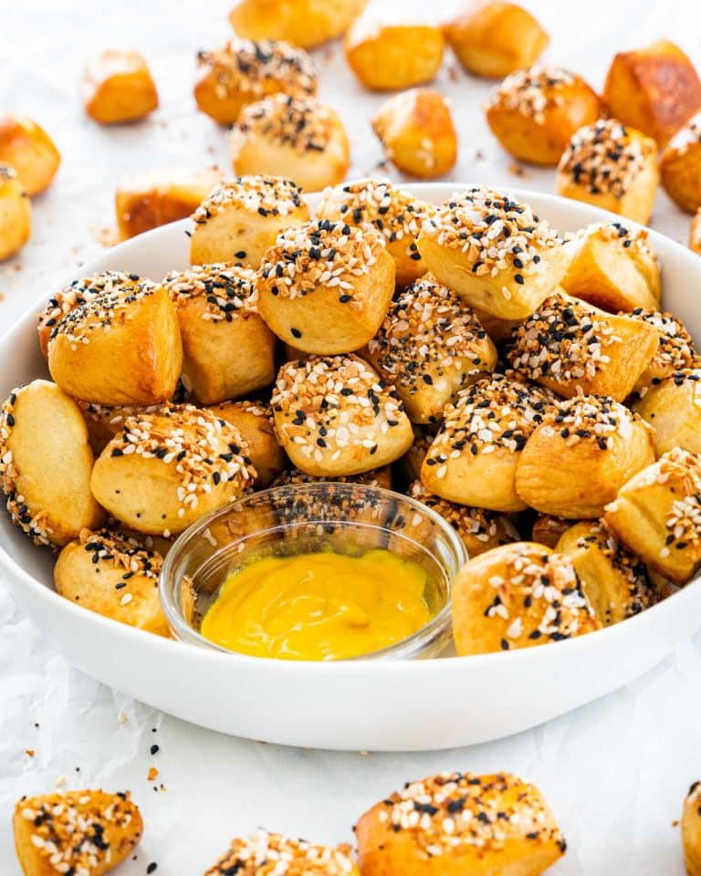 Pretzel Bites | RecipeLion.com