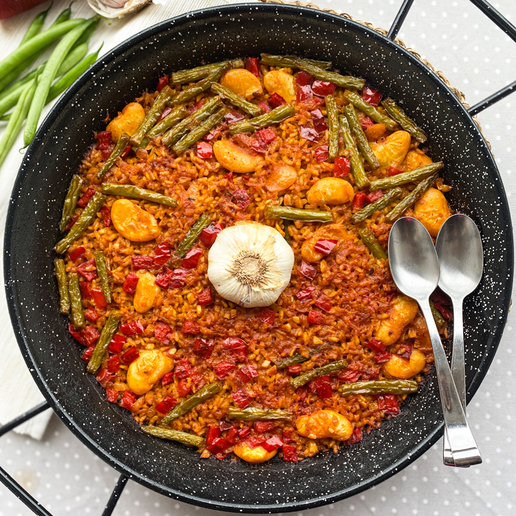 Baked Spanish Rice With Vegetables | RecipeLion.com