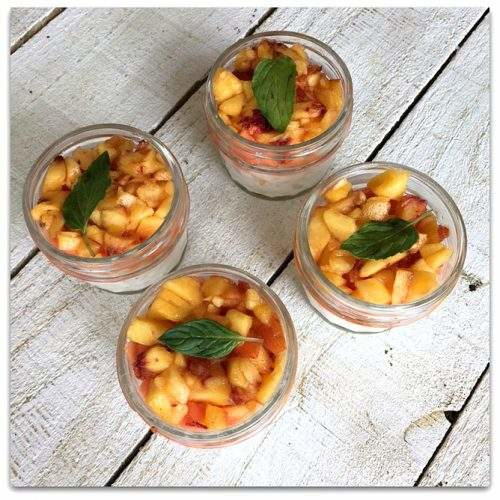 Easy Breakfast Parfaits | FaveSouthernRecipes.com