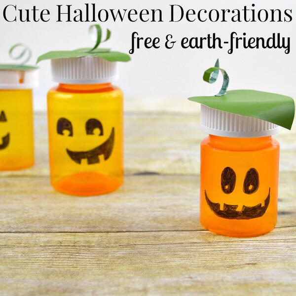 Cute Halloween Decorations For Free | DIYIdeaCenter.com