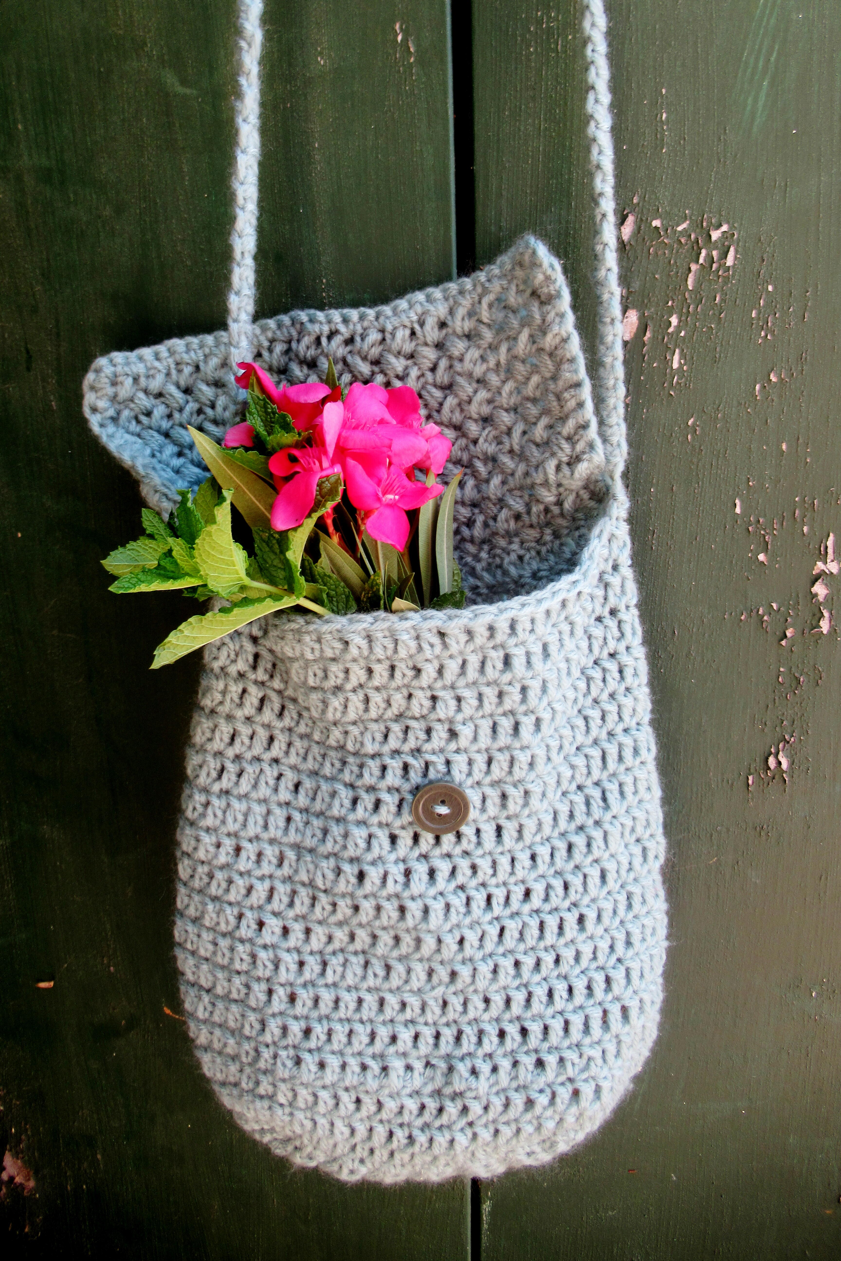 Wayside Knapsack | AllFreeCrochet.com