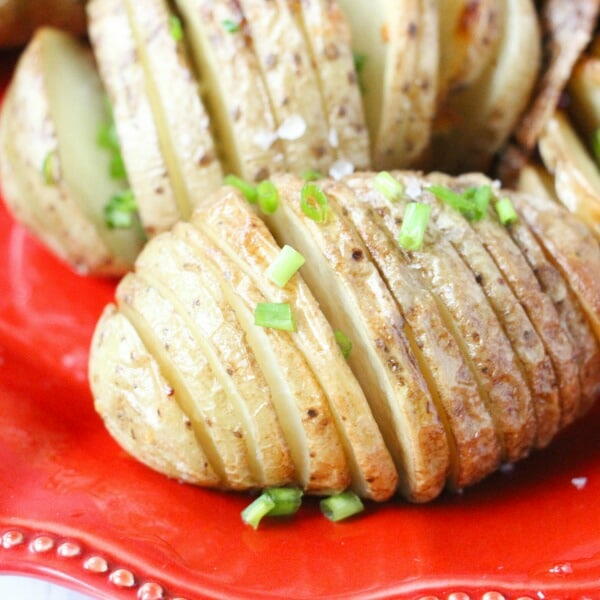 Delicious Hasselback Potatoes Side Dish Recipe | FaveSouthernRecipes.com