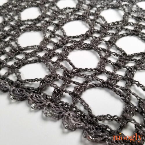 New Moon Wrap | FaveCrafts.com