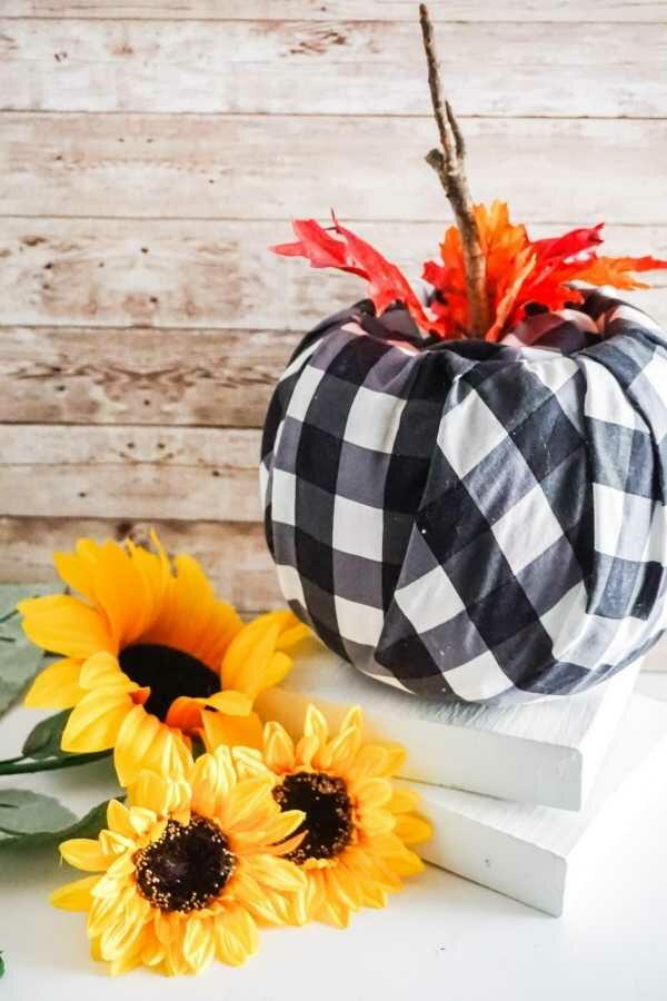 Diy Buffalo Check Pumpkins | DIYIdeaCenter.com