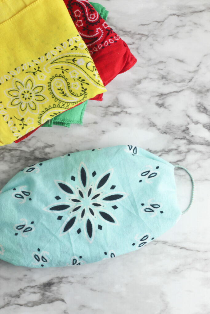 No Sew Face Mask | AllFreeSewing.com
