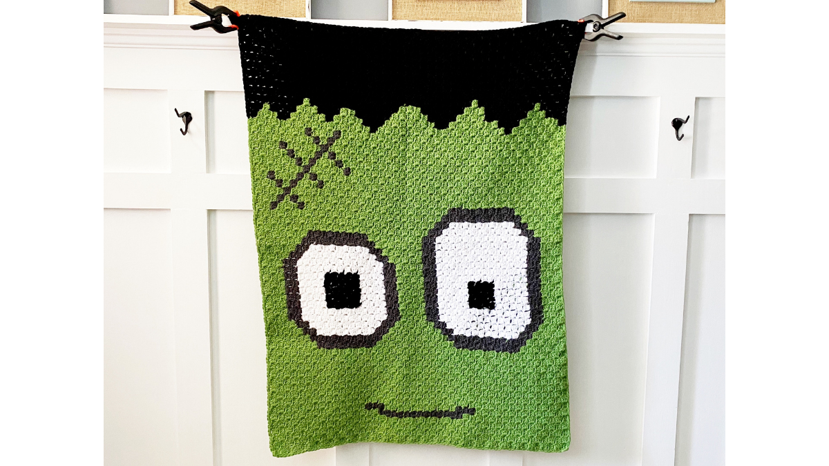 Frankenstein Blanket | CheapThriftyLiving.com