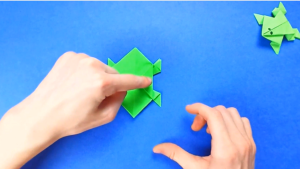 How To Make A Jumping Paper Frog | FaveCrafts.com