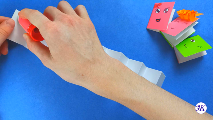 How To Make An Origami Mini Notebook | FaveCrafts.com