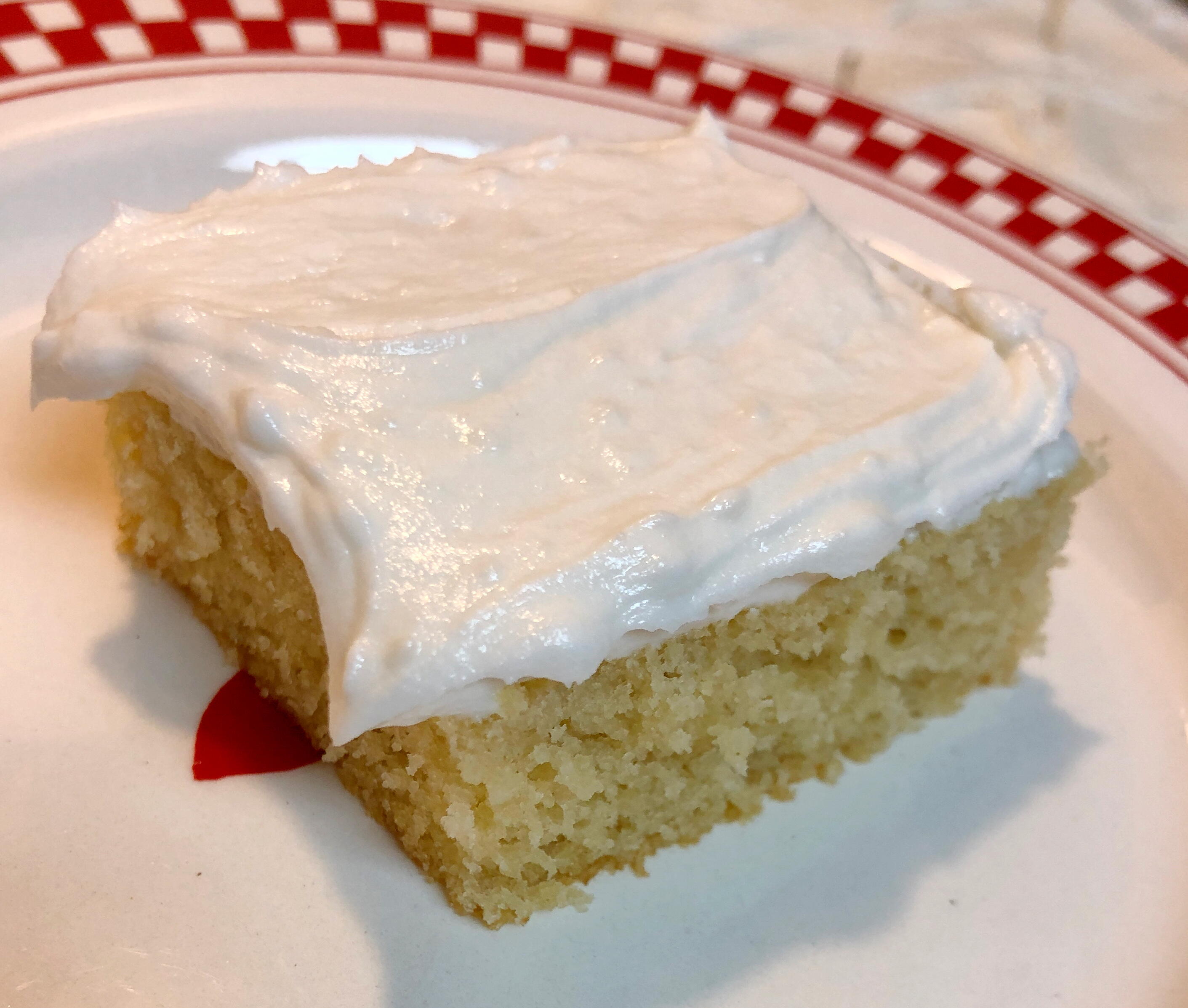 Vanilla Sheet Cake With Buttercream Frosting | TheBestDessertRecipes.com