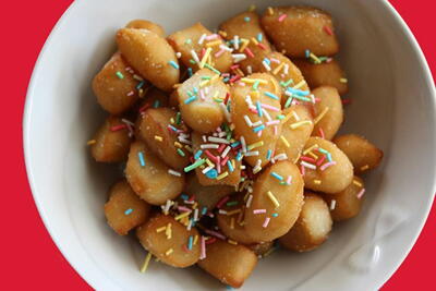 Zeppole | RecipeLion.com