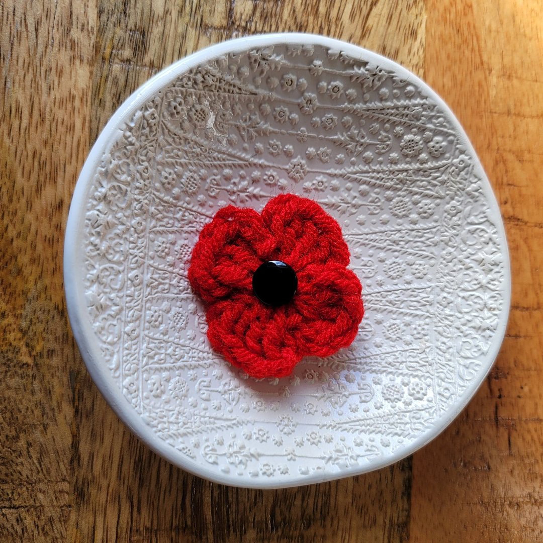 5 Minute Poppy | AllFreeCrochet.com