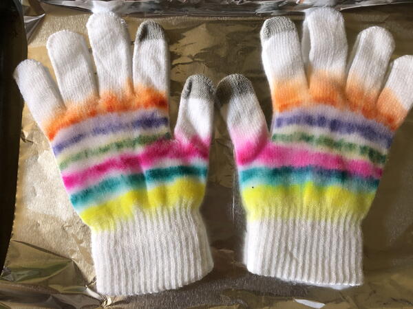 Tie Dye Winter Gloves | FaveCrafts.com