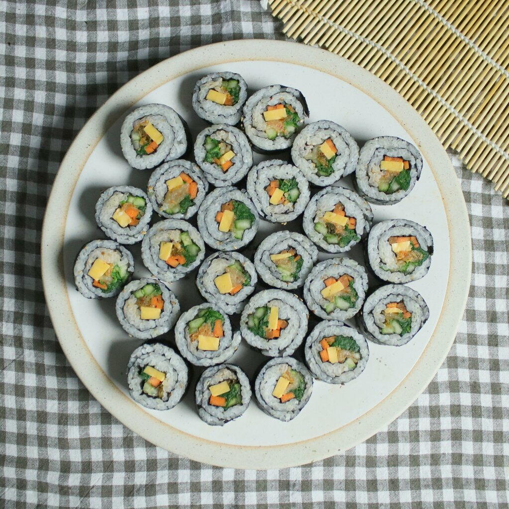 Gimbap, Korean Seaweed Rice Rolls | (kimbap) | RecipeLion.com