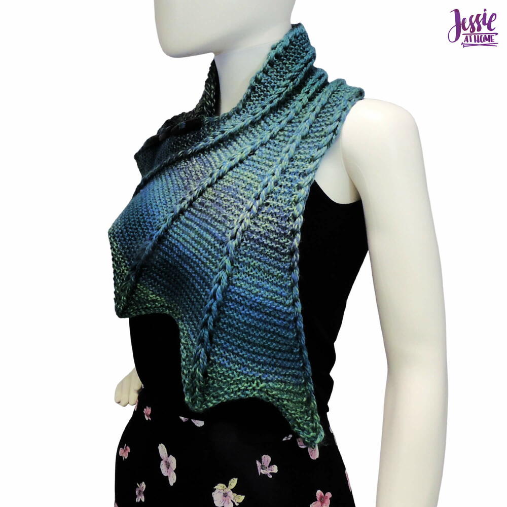 Dragon Wing Cowl | FaveCrafts.com