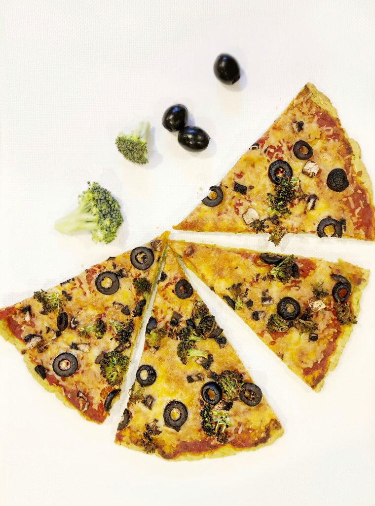 Green Pizza Crust | RecipeLion.com