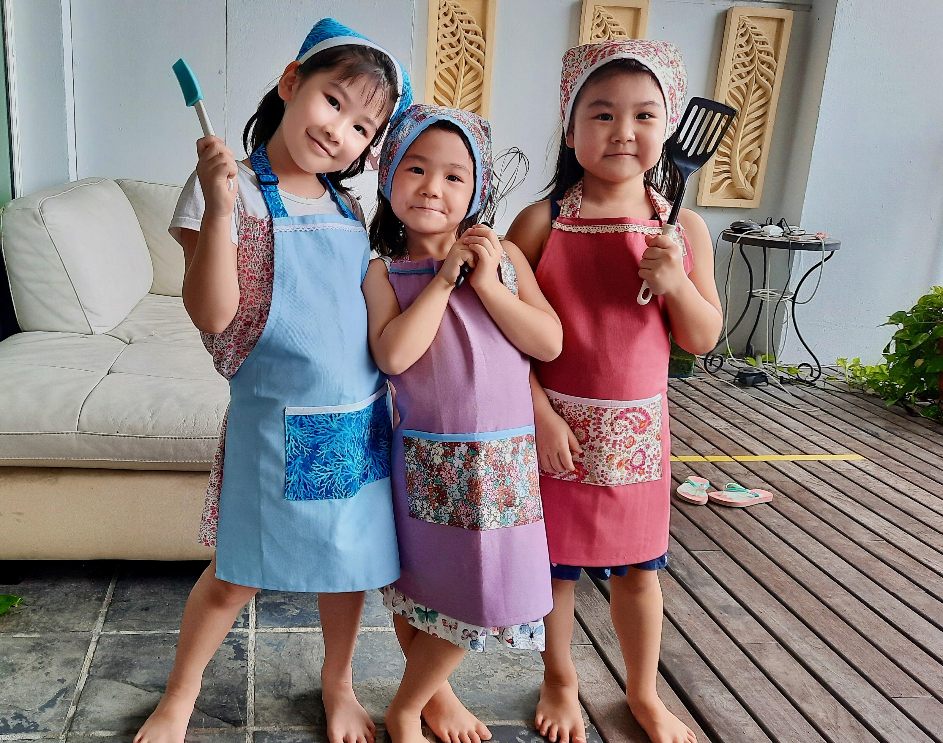 Full Children's Aprons (212 Years Old) | AllFreeSewing.com