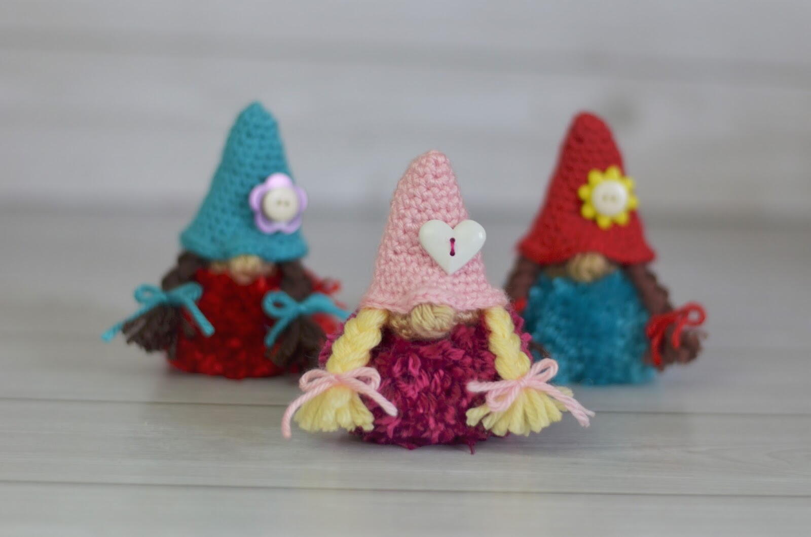 Puffball Gnomette | FaveCrafts.com