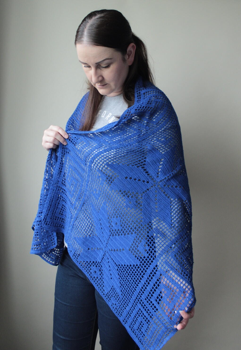 Electric Blue Filet Crochet Shawl | AllFreeCrochet.com