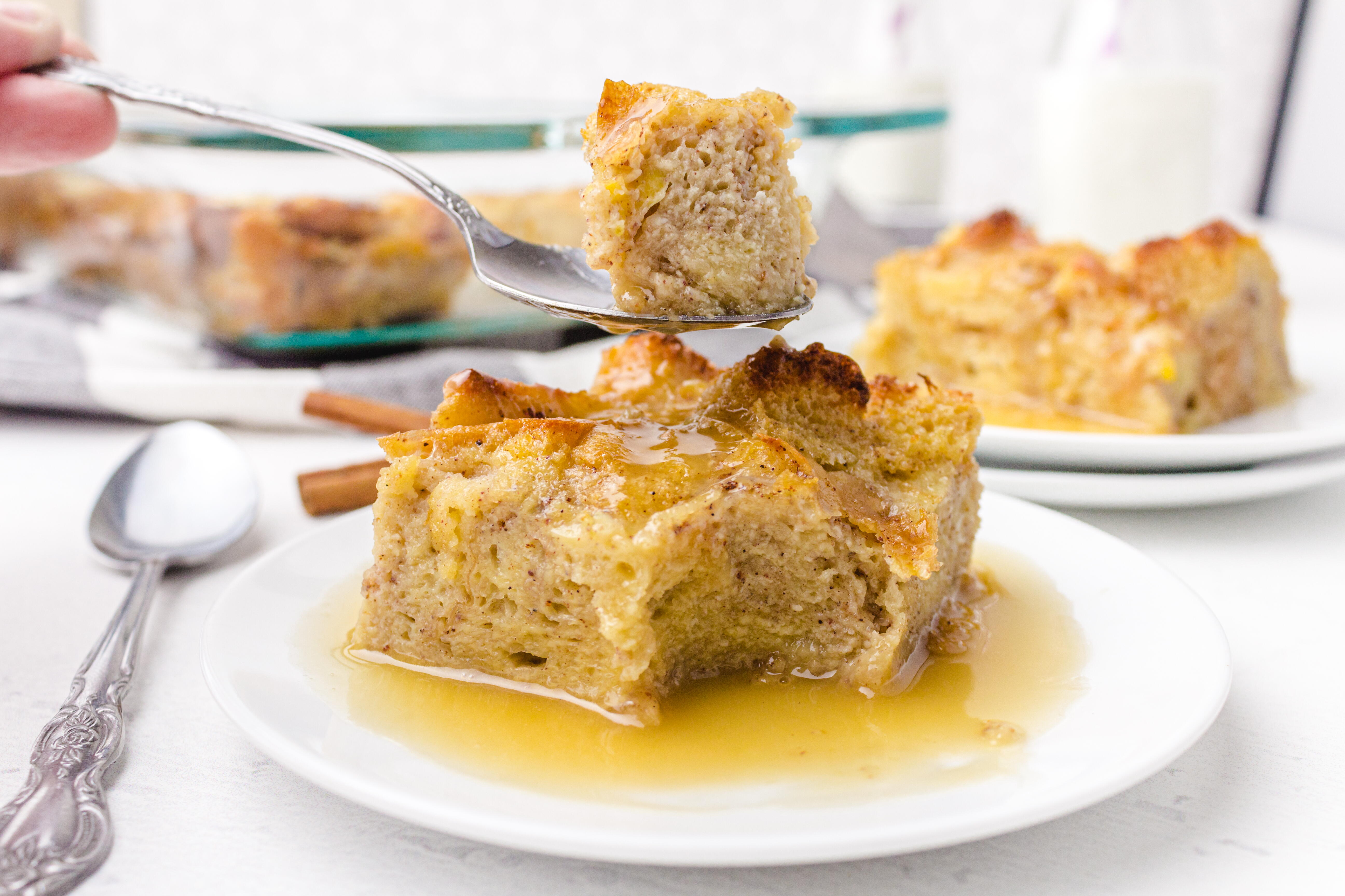 Old Fashioned Bread Pudding | RecipeLion.com