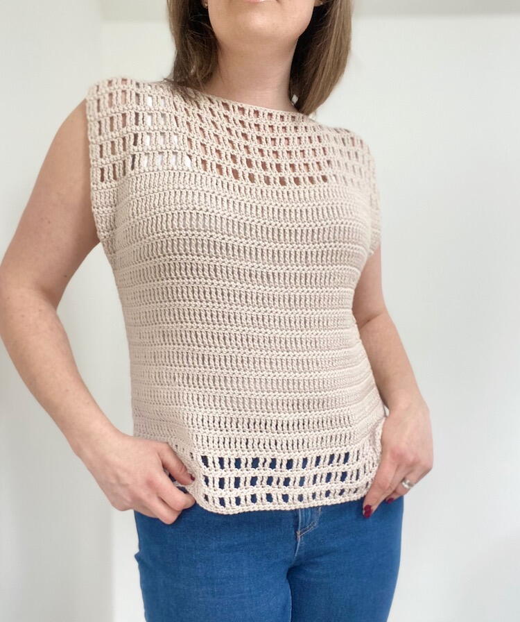 Eyelet Lace Tee | AllFreeCrochet.com