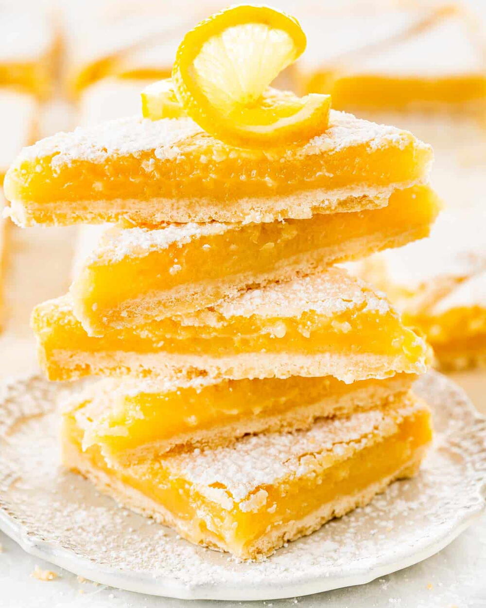 6 Ingredient Shortbread Lemon Bars | RecipeLion.com