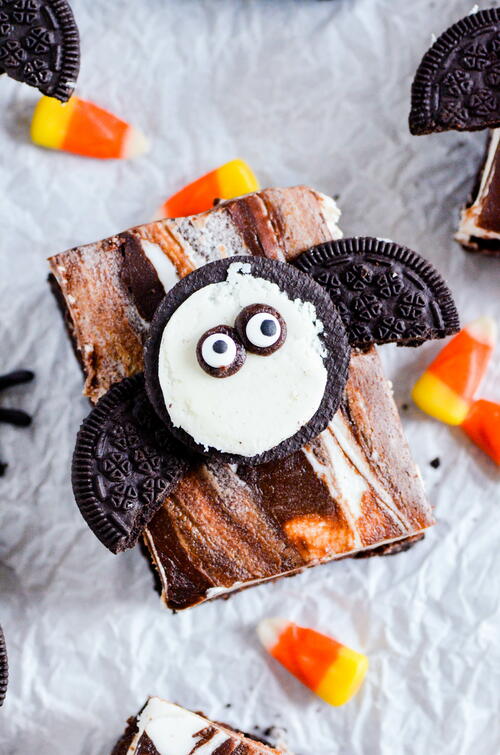 Spooky Bat Oreo Brownies | RecipeLion.com
