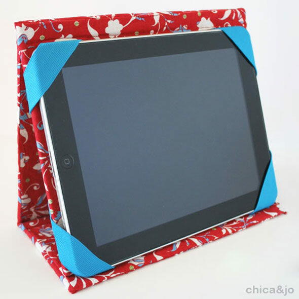 Make a Custom Kindle Cover | AllFreeSewing.com
