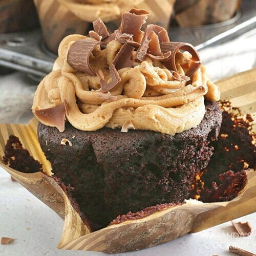 Chocolate Peanut Butter Cupcakes | RecipeLion.com