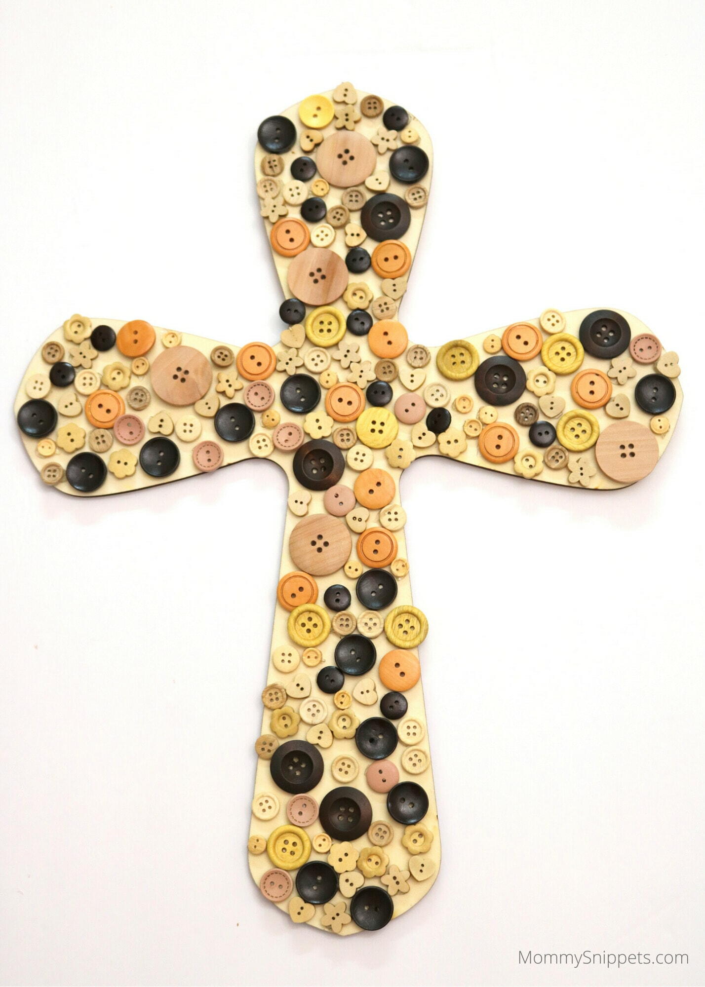 How To Make A Beautiful Button Cross | FaveCrafts.com