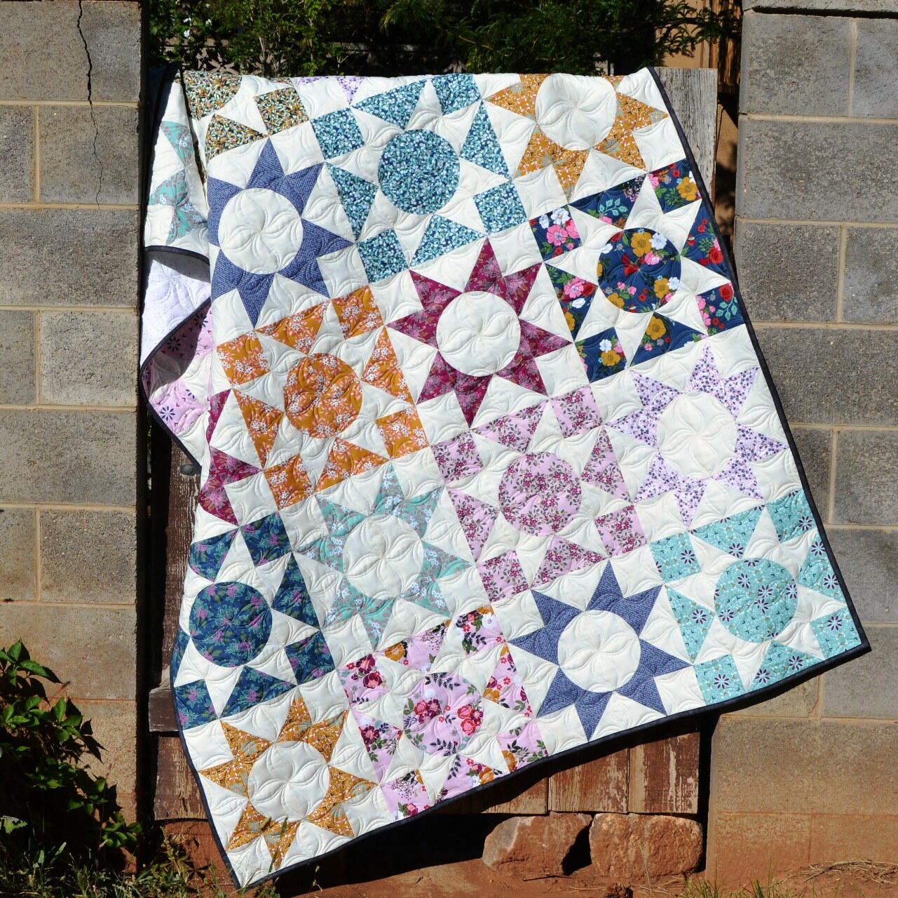Moonstones | FaveQuilts.com