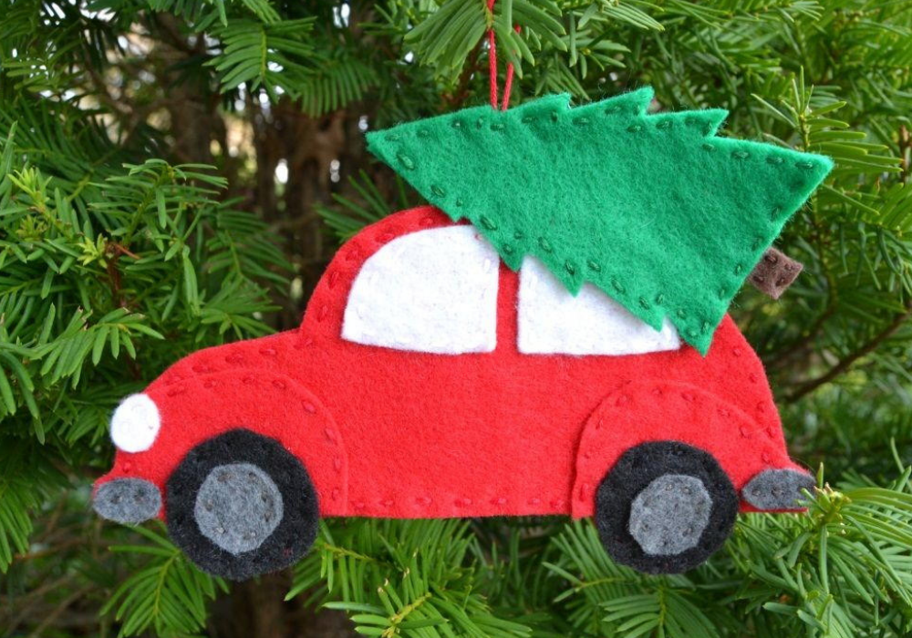 Christmas Tree With Vintage Car Ornaments Tutorial | AllFreeSewing.com