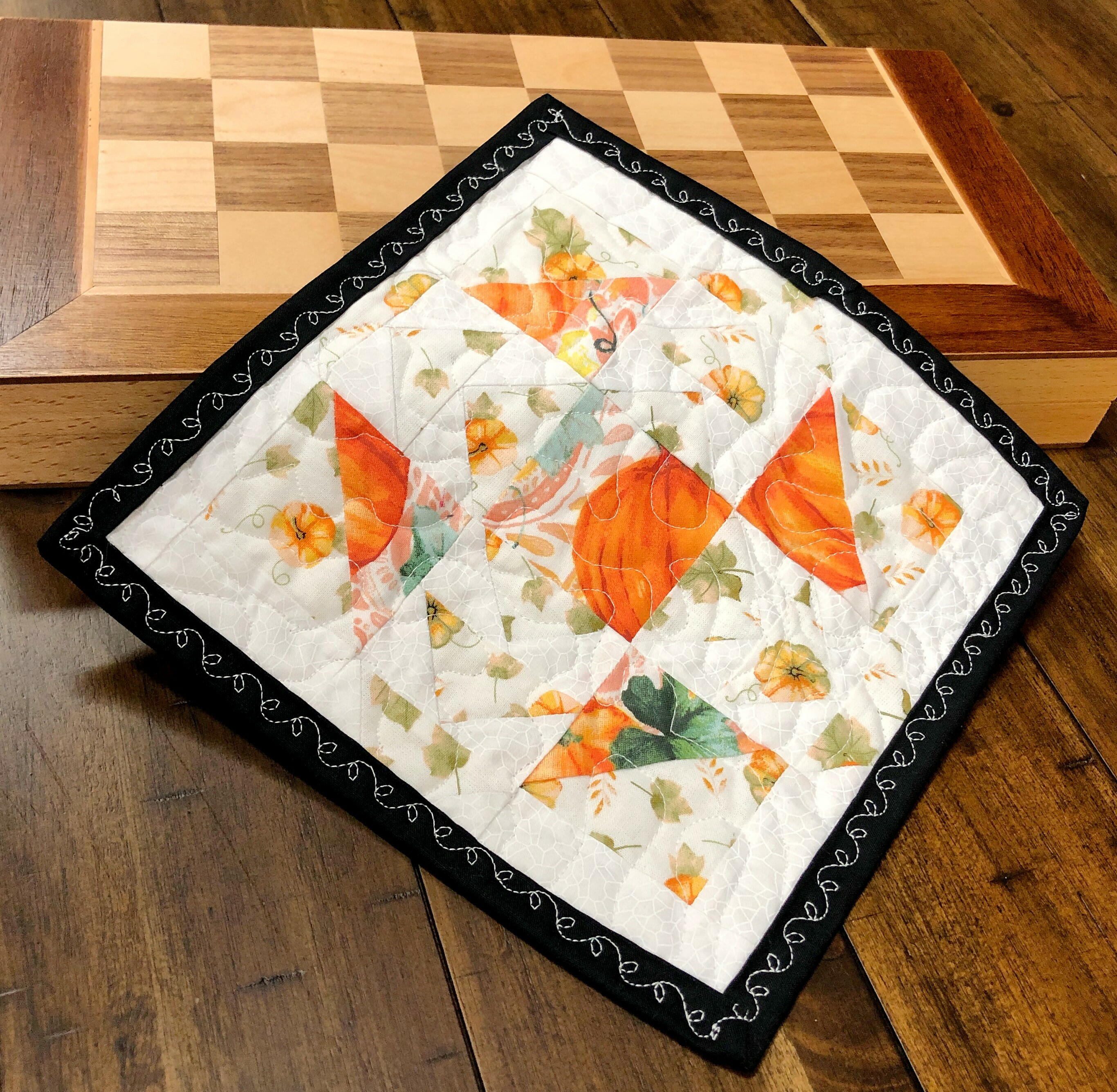 Little Pumpkin Patch Trivet Quilt Pattern | FaveQuilts.com