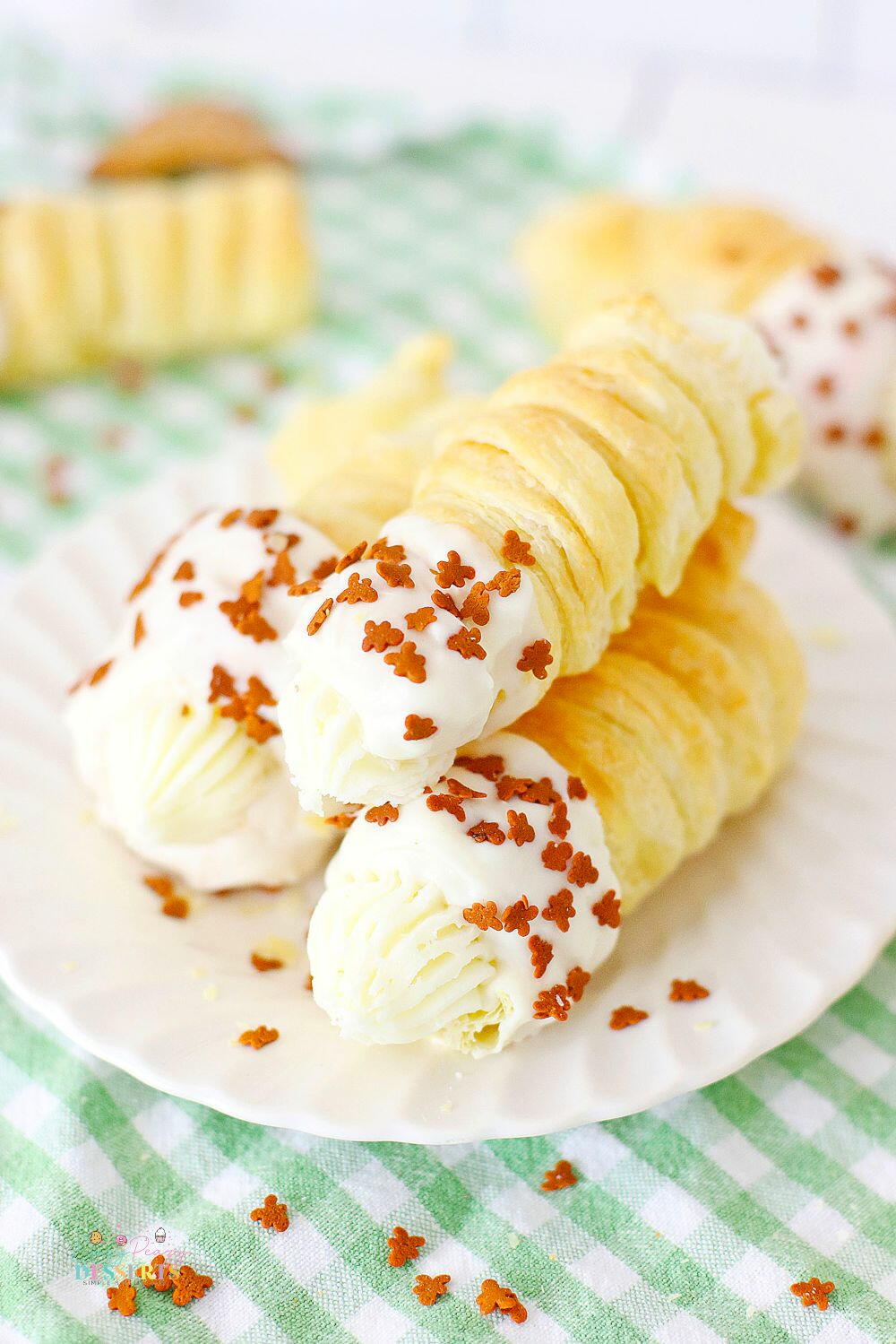 Cream Horns | RecipeLion.com