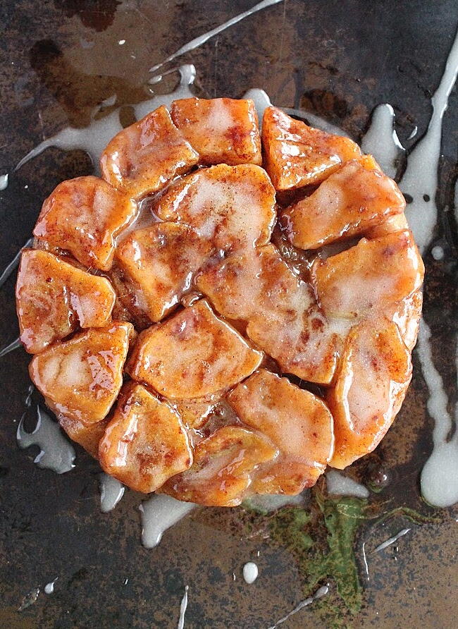 Pressure Cooker Cinnamon Roll Monkey Bread | RecipeLion.com