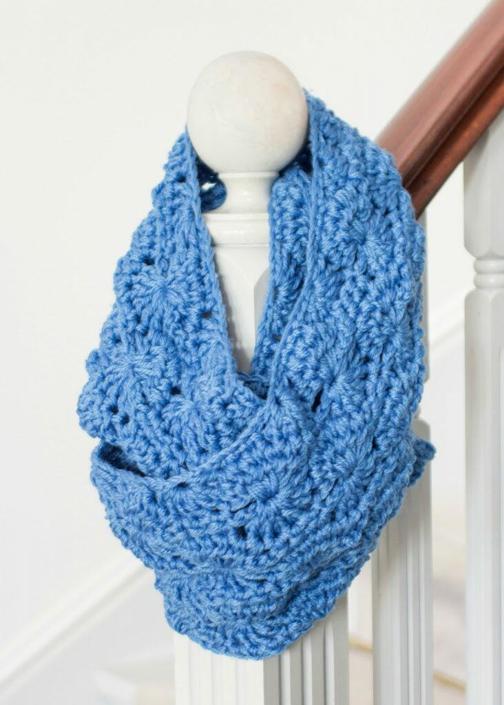 Periwinkle Infinity Scarf | AllFreeCrochet.com