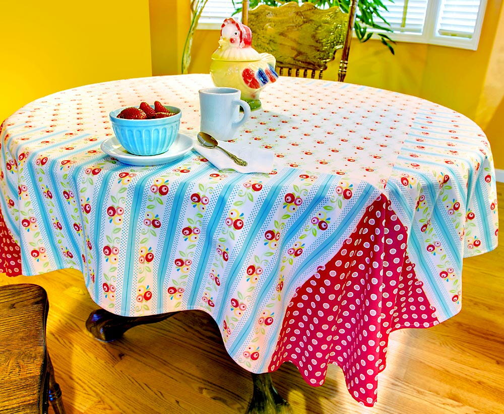 Reversible Breakfast Tablecloth | AllFreeSewing.com