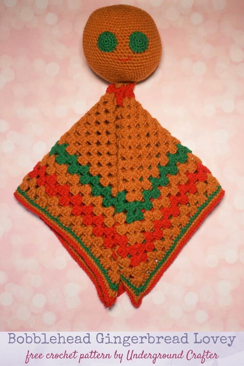 Bobblehead Gingerbread Lovey | AllFreeHolidayCrafts.com