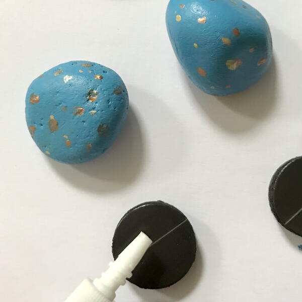 Robins Egg Painted Rock Magnets | FaveCrafts.com
