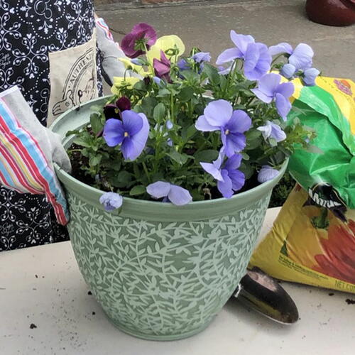 Seasonal Flower Pot | DIYIdeaCenter.com