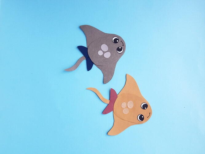 Papercraft Stingray | AllFreeKidsCrafts.com